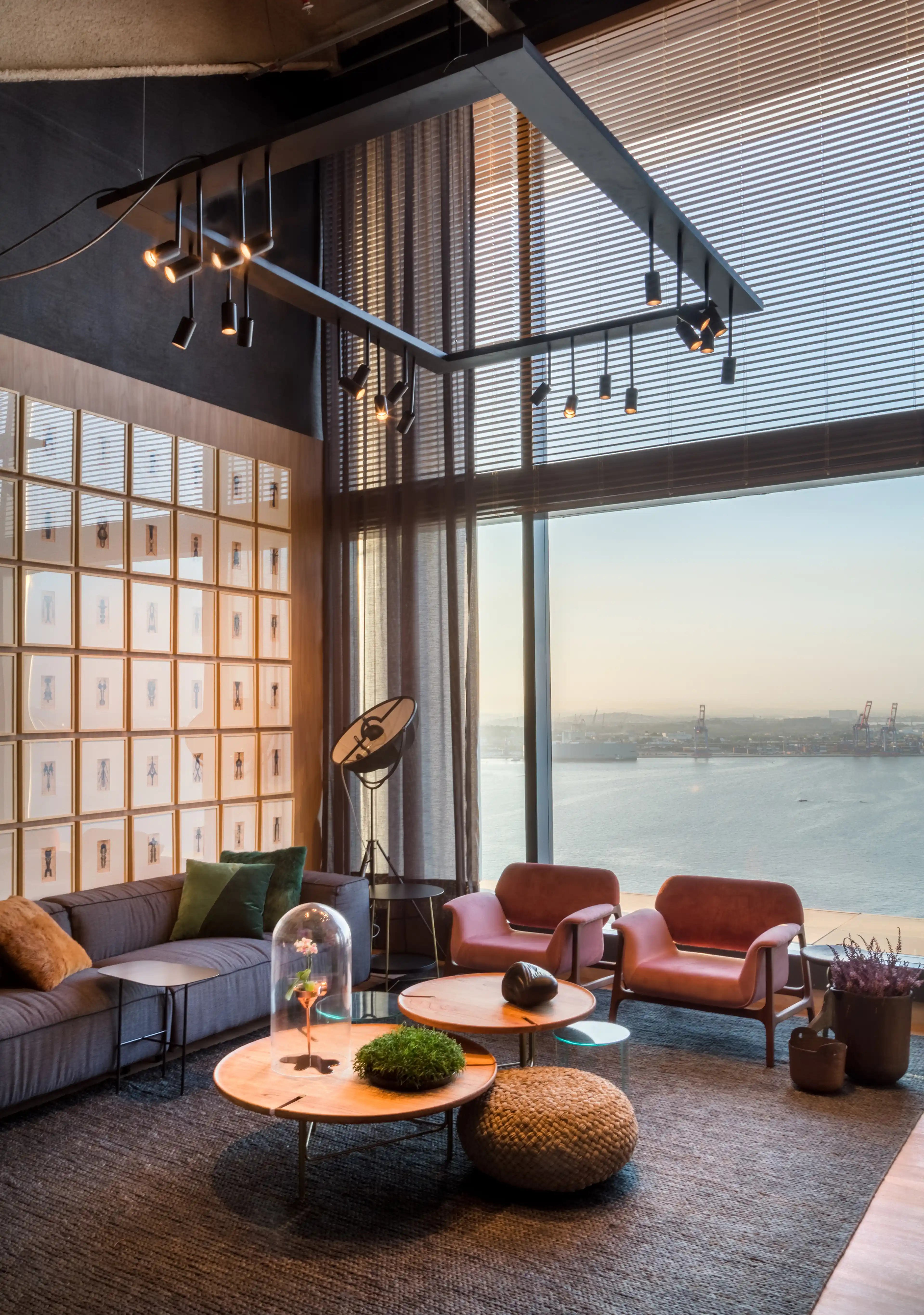 Charme e atitude carioca marcam a história do Studio Ro+Ca com a CASACOR