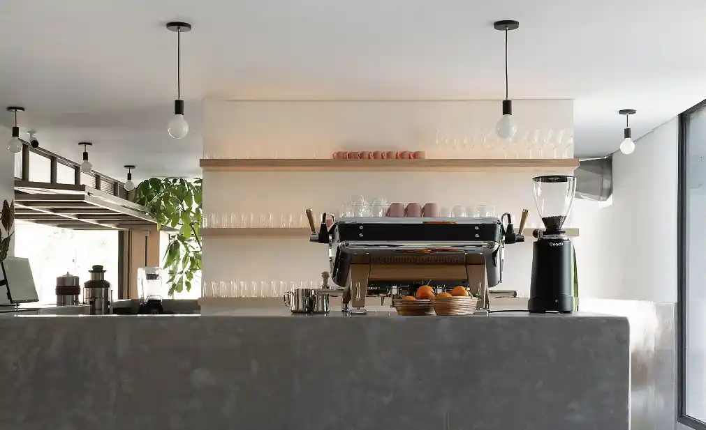 Cantinho do café: 12 inspirações para criar um espaço acolhedor em casa
