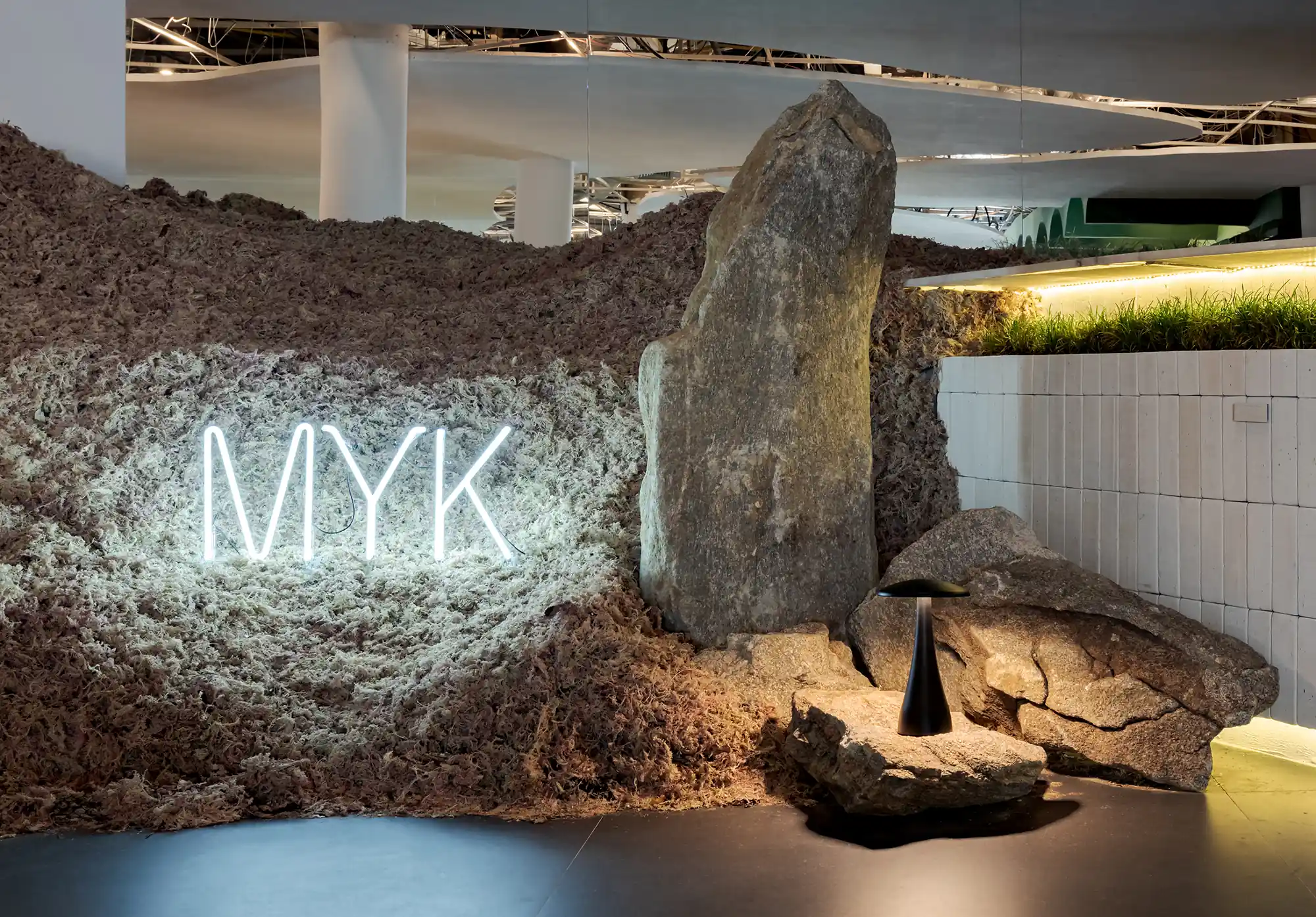 Donna: a luminária portátil que une design, tecnologia e praticidade