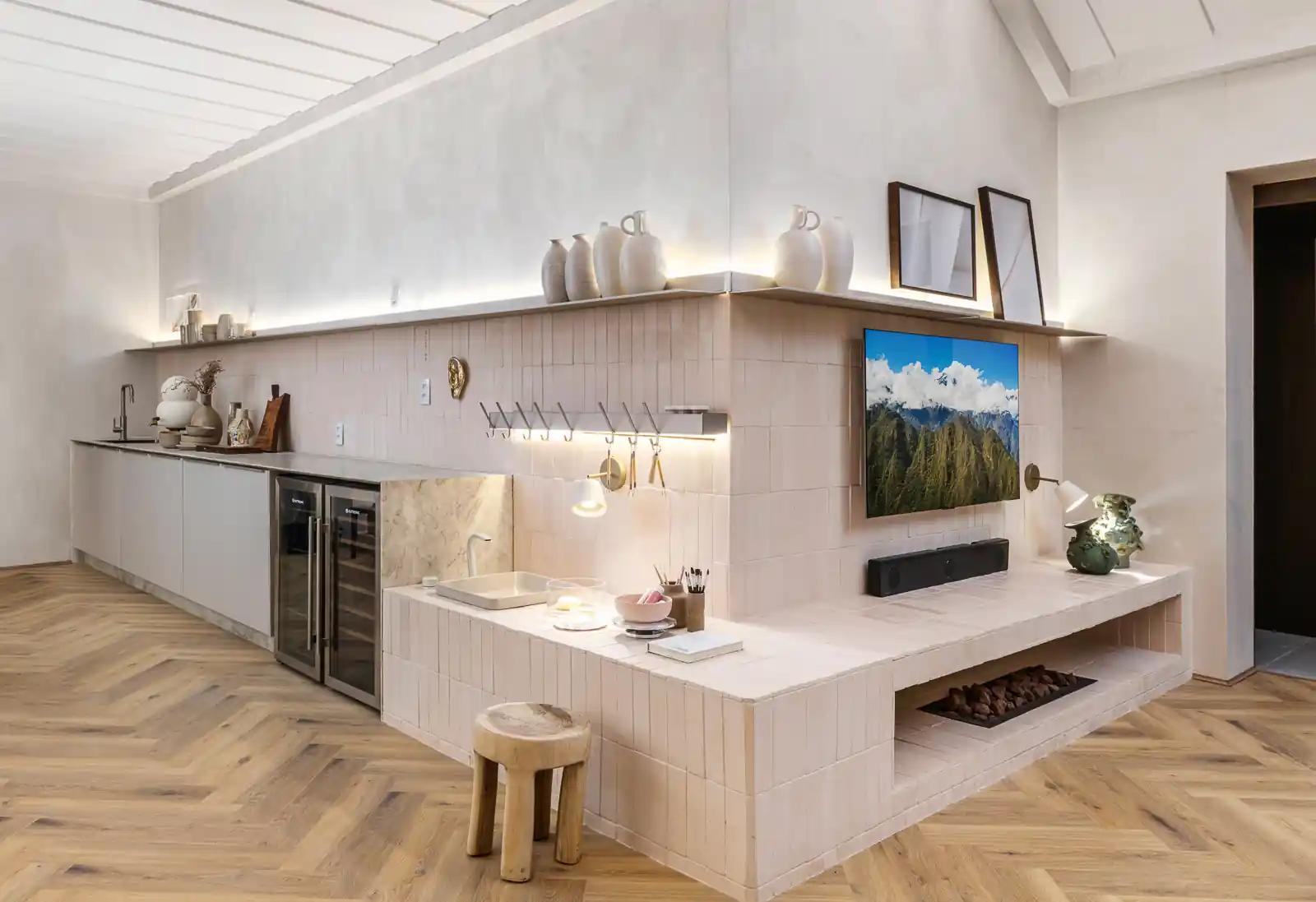 Lareiras e tachos de fogo: 10 ambientes da CASACOR SP