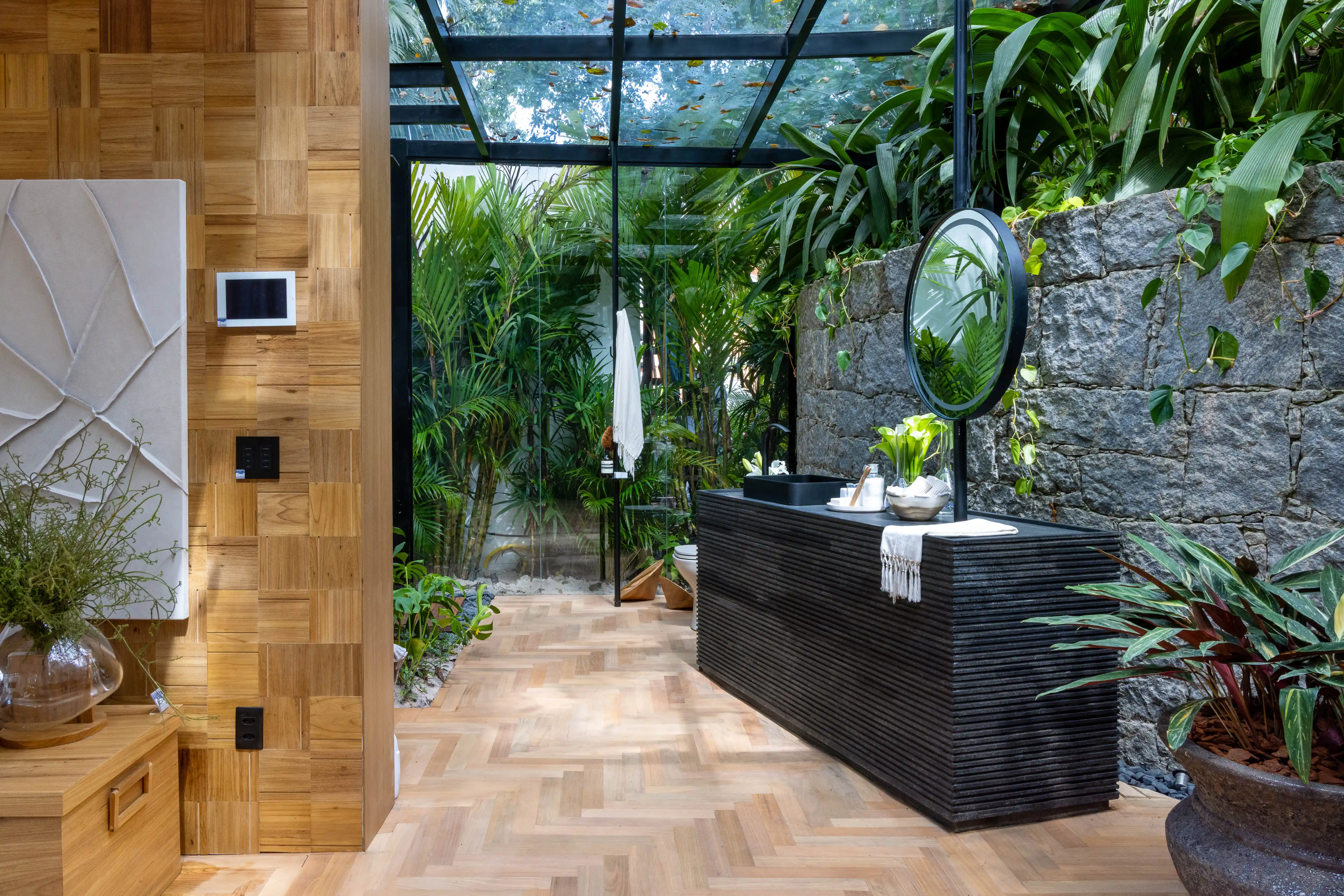 105 banheiros da CASACOR 2023 para inspirar sua próxima reforma!