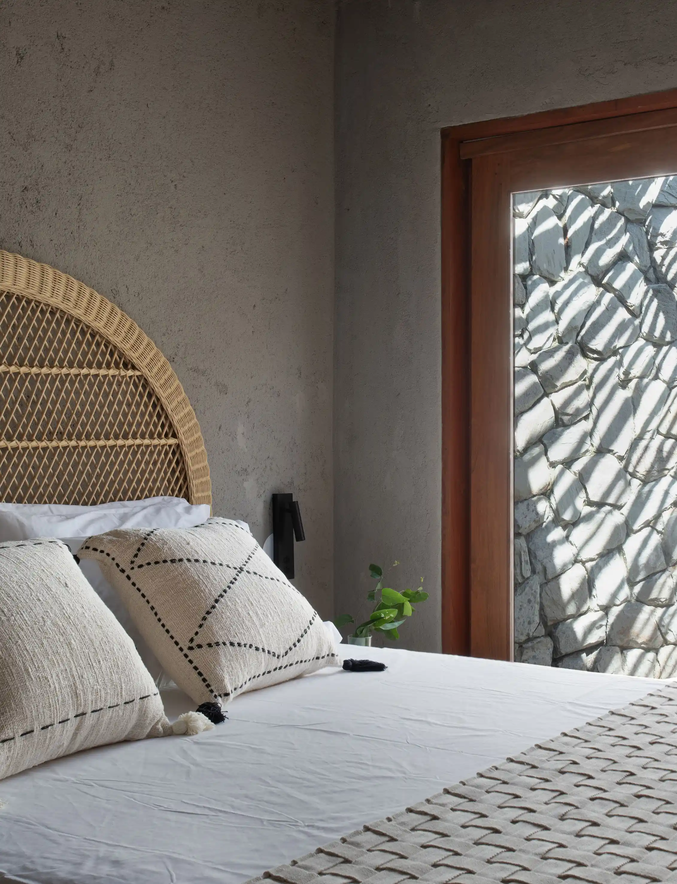 Chalés: 12 espaços combinam elegância e conexão com a natureza