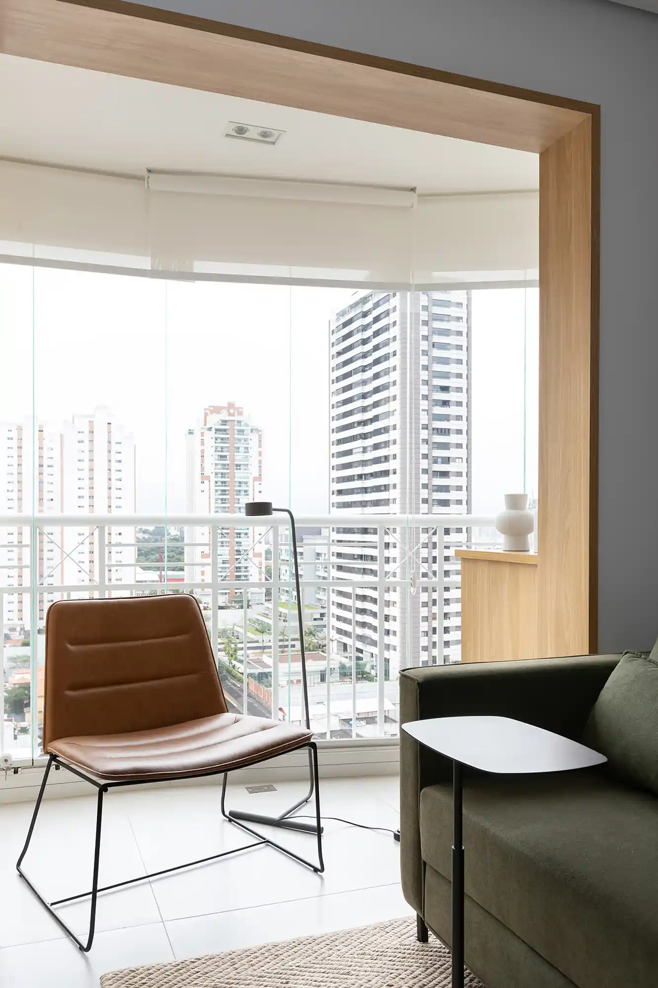 15 inspirações de varandas confortáveis para apartamento