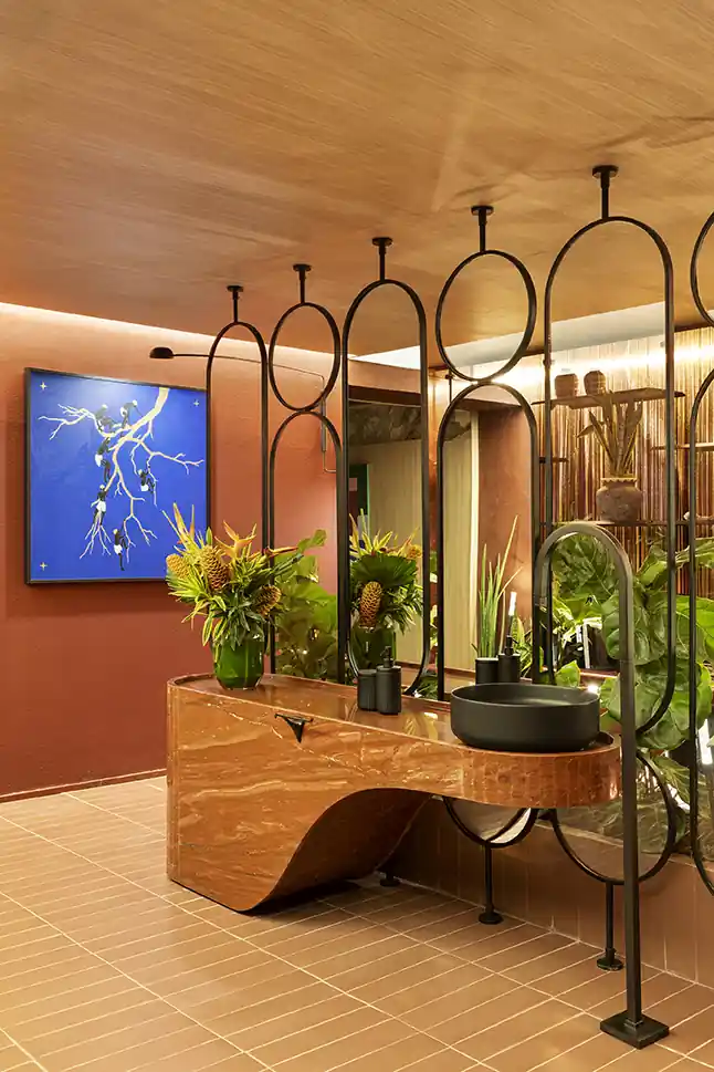 Gabriel Rosa se inspira na tribo Himbu para criar o Lavabo Terra Sagrada